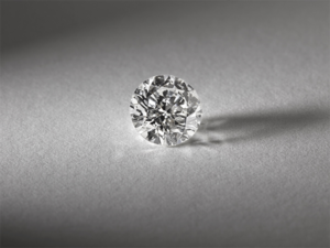 Diamond Sparkle: How To Maximize The Sparkle Factor In Your Diamond