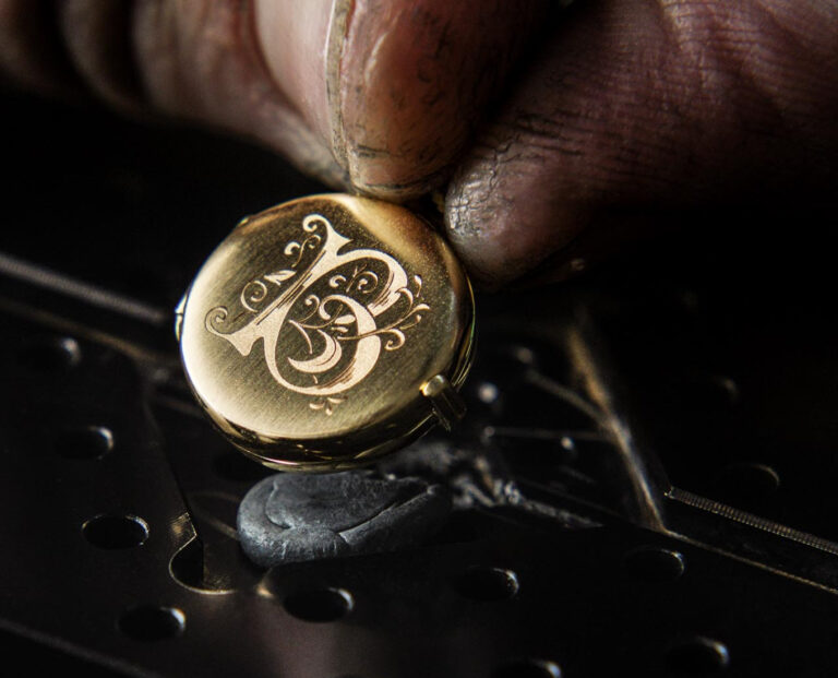 Your Guide to Engravable Jewelry at Shane Co.